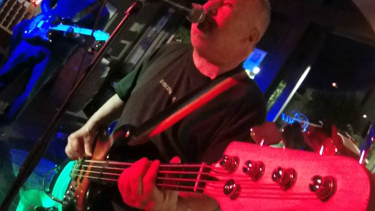 I'm Tore Down (Sonny Thompson) - YouTube