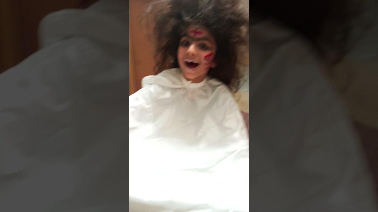 Horror churail perform Asmara - YouTube