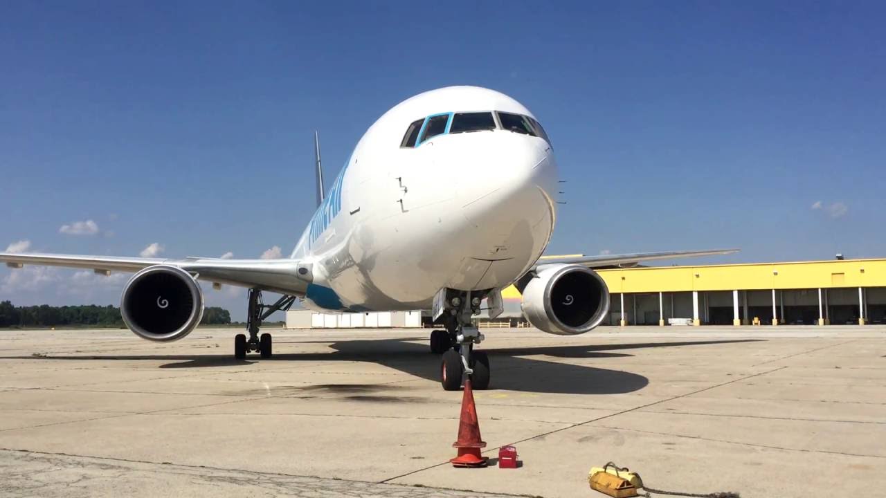 Amazon Prime Air 767-300 N307AZ Parking - YouTube