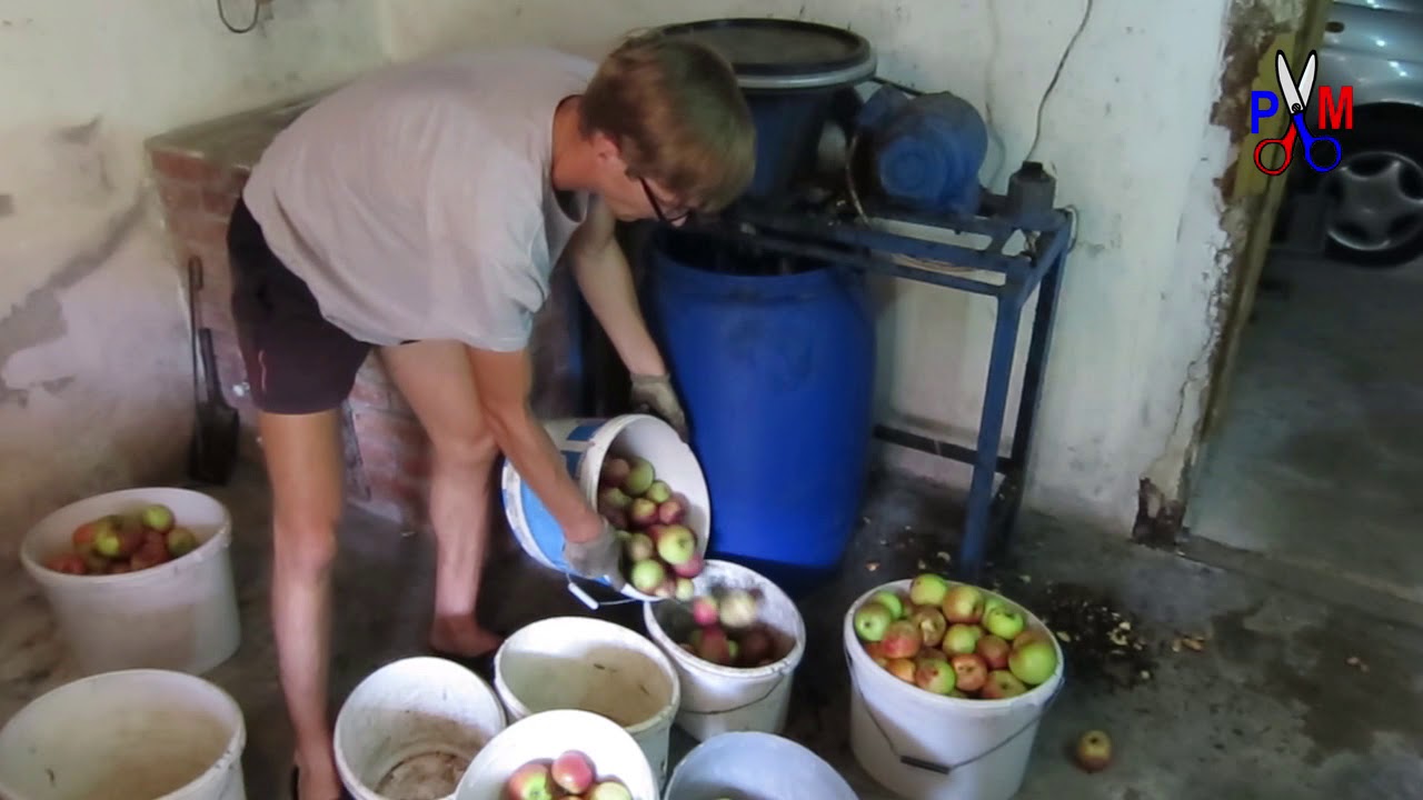 Shredding Apples (part I) - YouTube