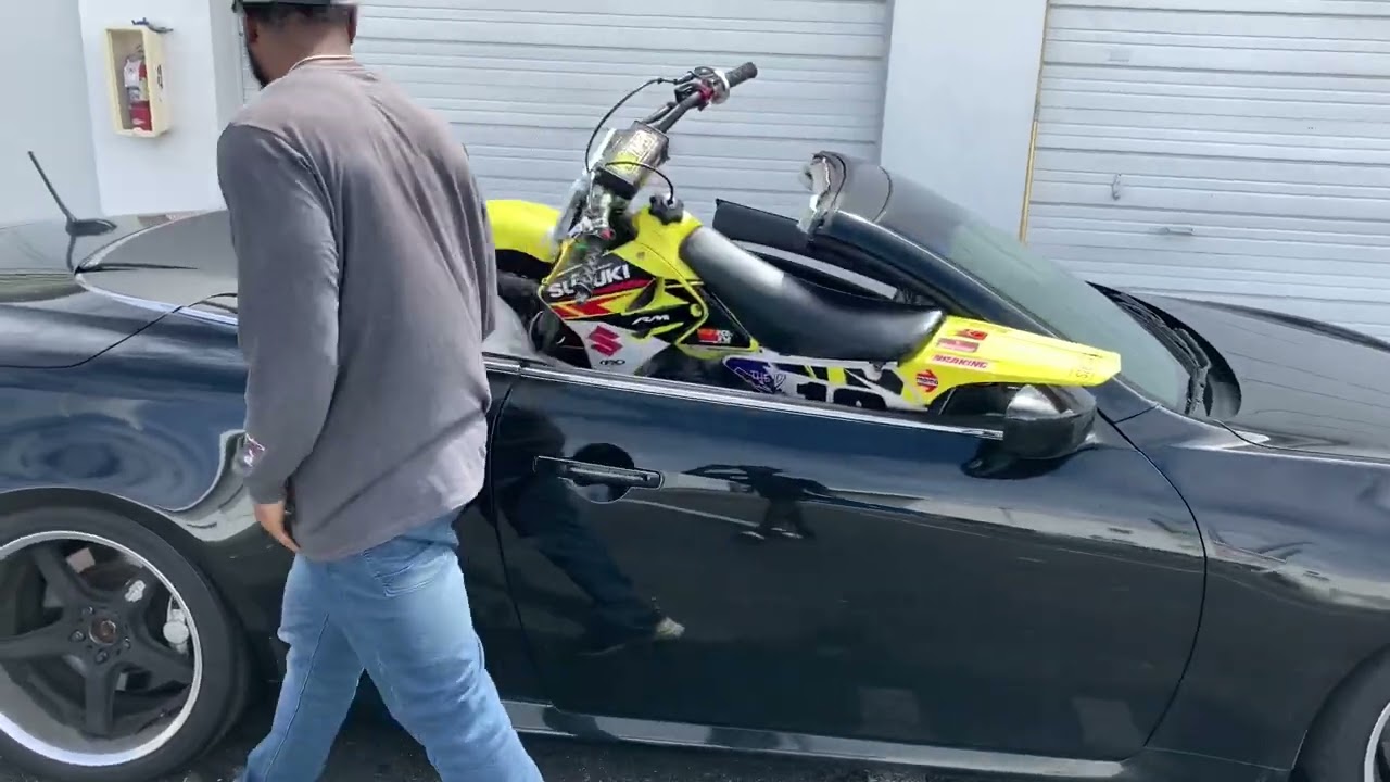 Satisfied Customer Shows How To Load His 2005 Rm85 In His Convertable ...