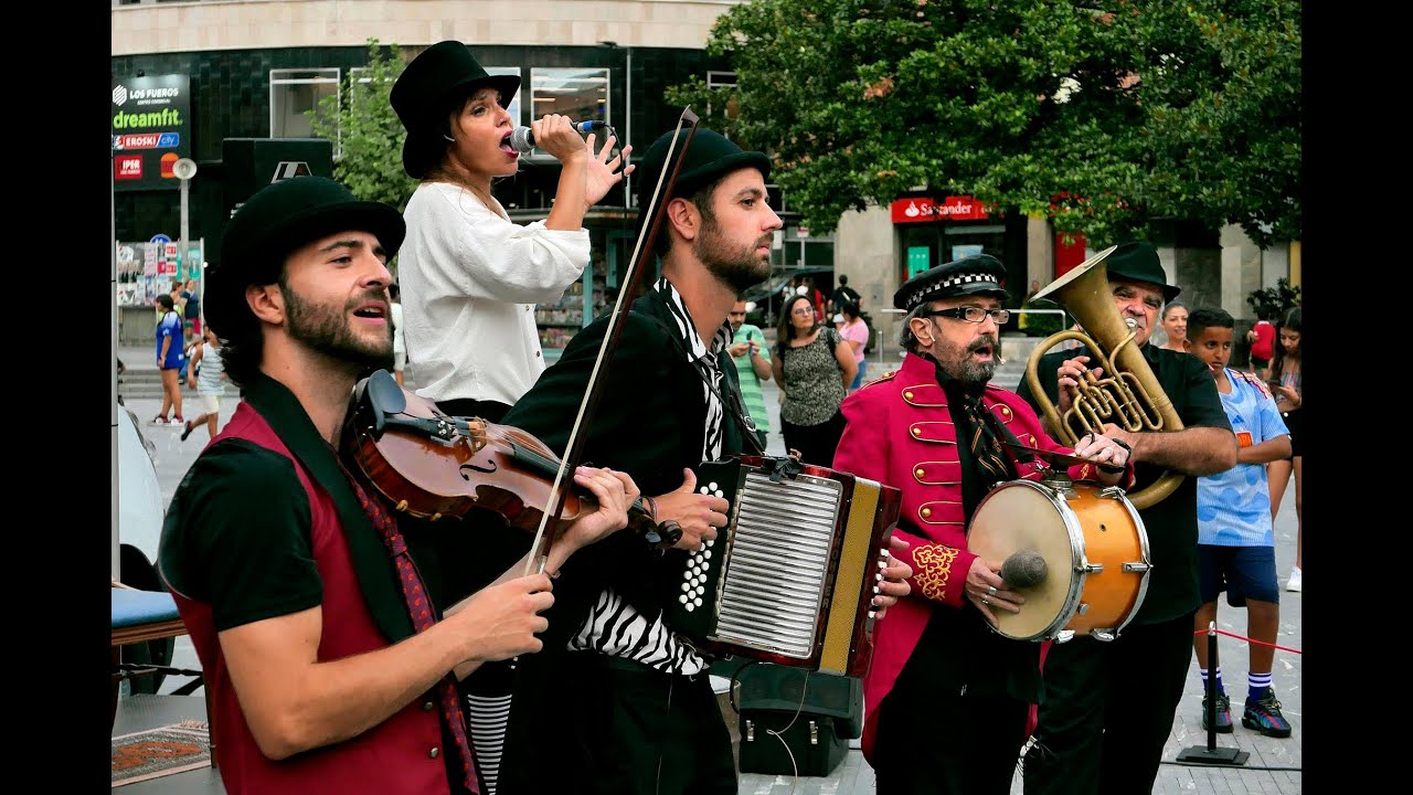 "La kermés del vermú" Teasser - YouTube