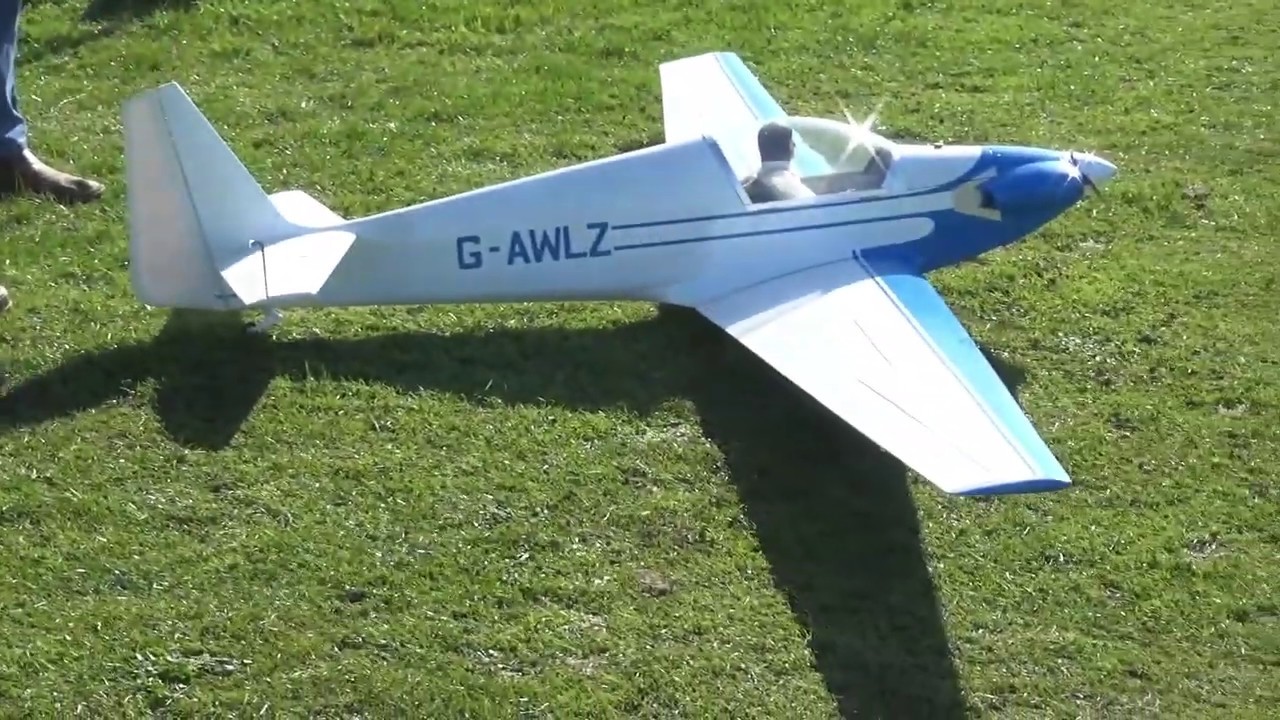 Johns Fournier RF4D - YouTube