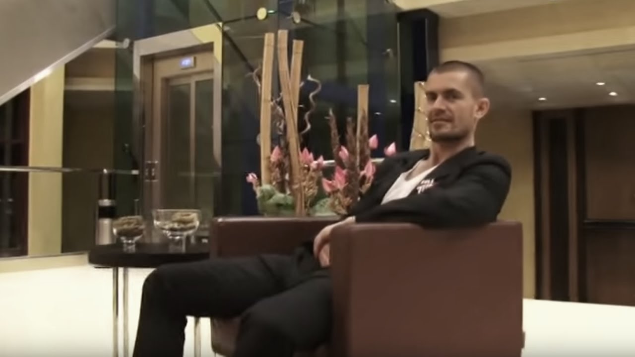 Entrevista a Gus Hansen (Jugador de Poker Profesional) - YouTube