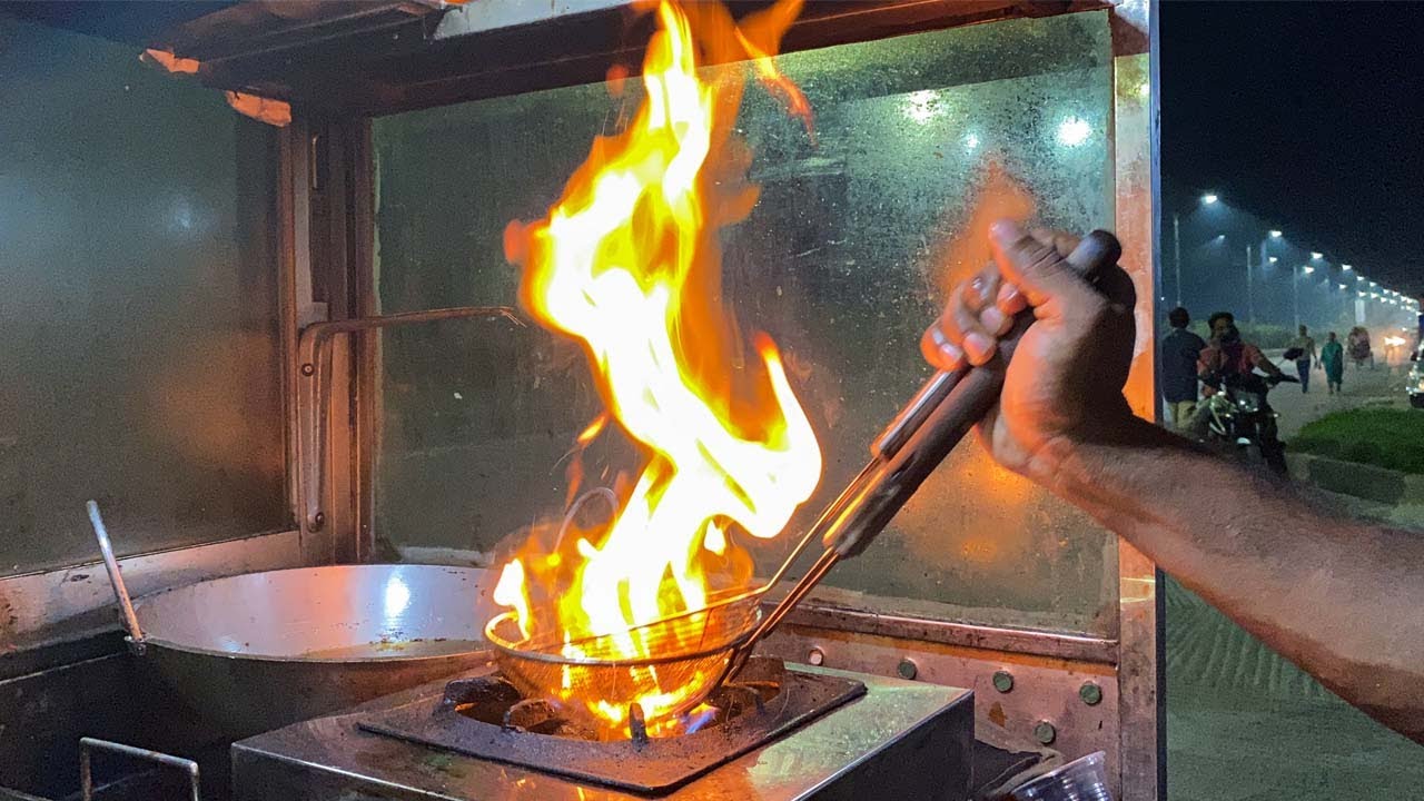 BBQ Chicken Wings Recipe | Unique Street Food of Bangladesh - YouTube