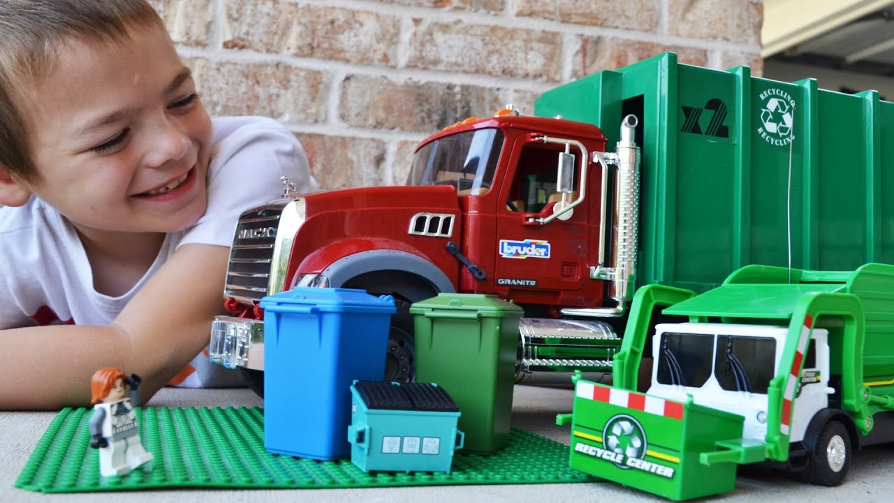 Garbage Truck Videos For Children l Picking Up Lego Trash l Garbage ...
