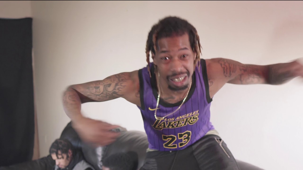 Fly Boi Slim Make A Play Music Video - YouTube