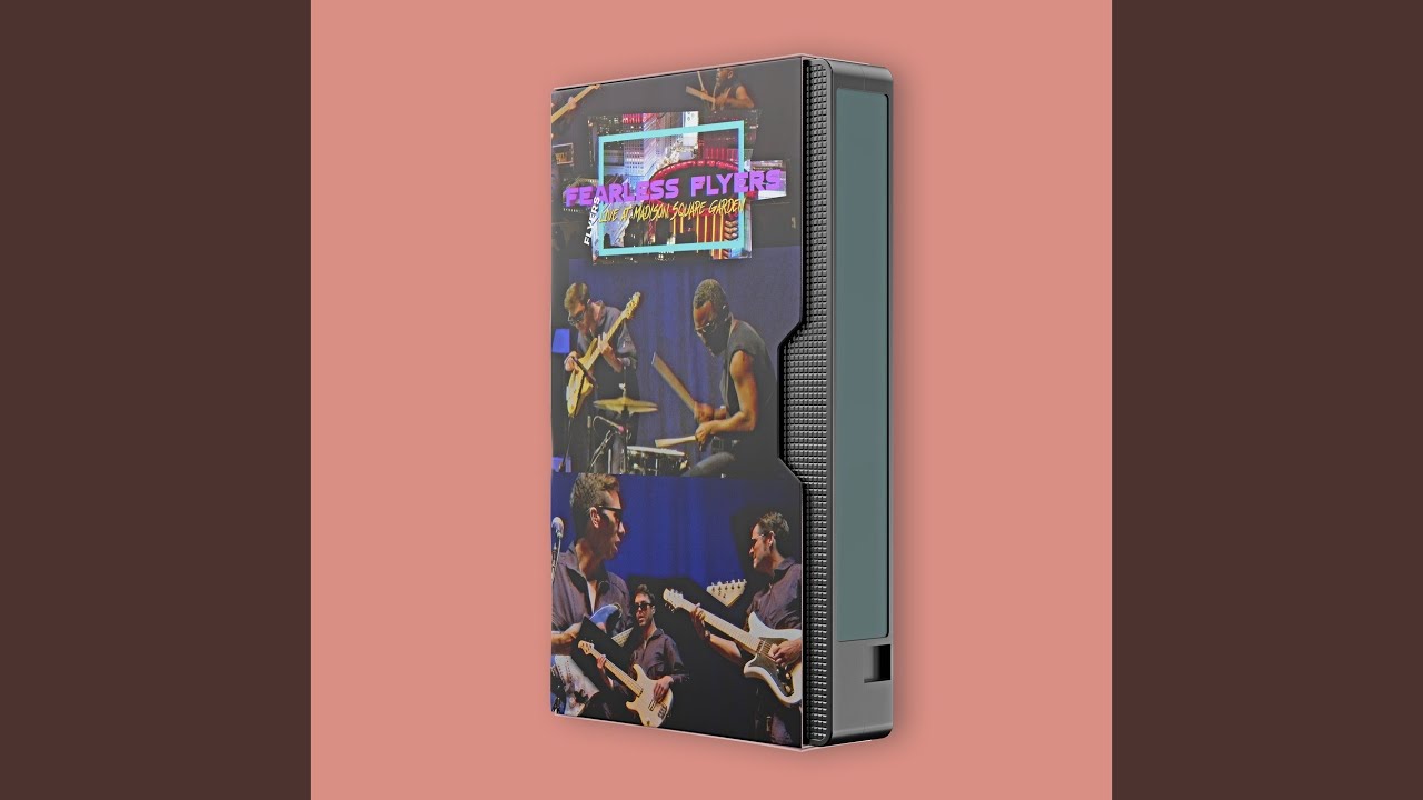 The Speedwalker (Live at Madison Square Garden) - YouTube