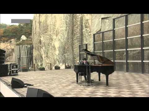 [K-Music] 이루마(Yiruma,Lee Ru-Ma) - May Be + Love - YouTube