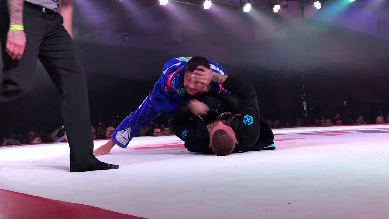 Angel Lopez vs Cleber Luciano Fight - YouTube