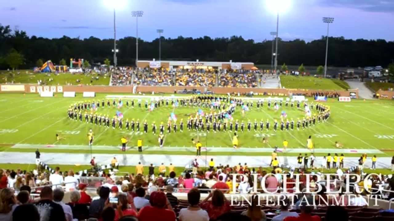NC A&T Blue And Gold Marching Machine vs Elon Halftime Show 2014 - YouTube