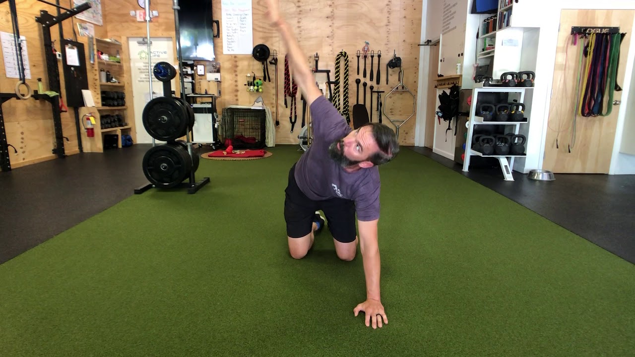 Thoracic rotation with reach - YouTube