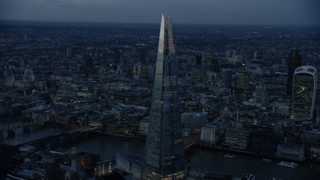 LONDON AERIAL IN 8K - YouTube
