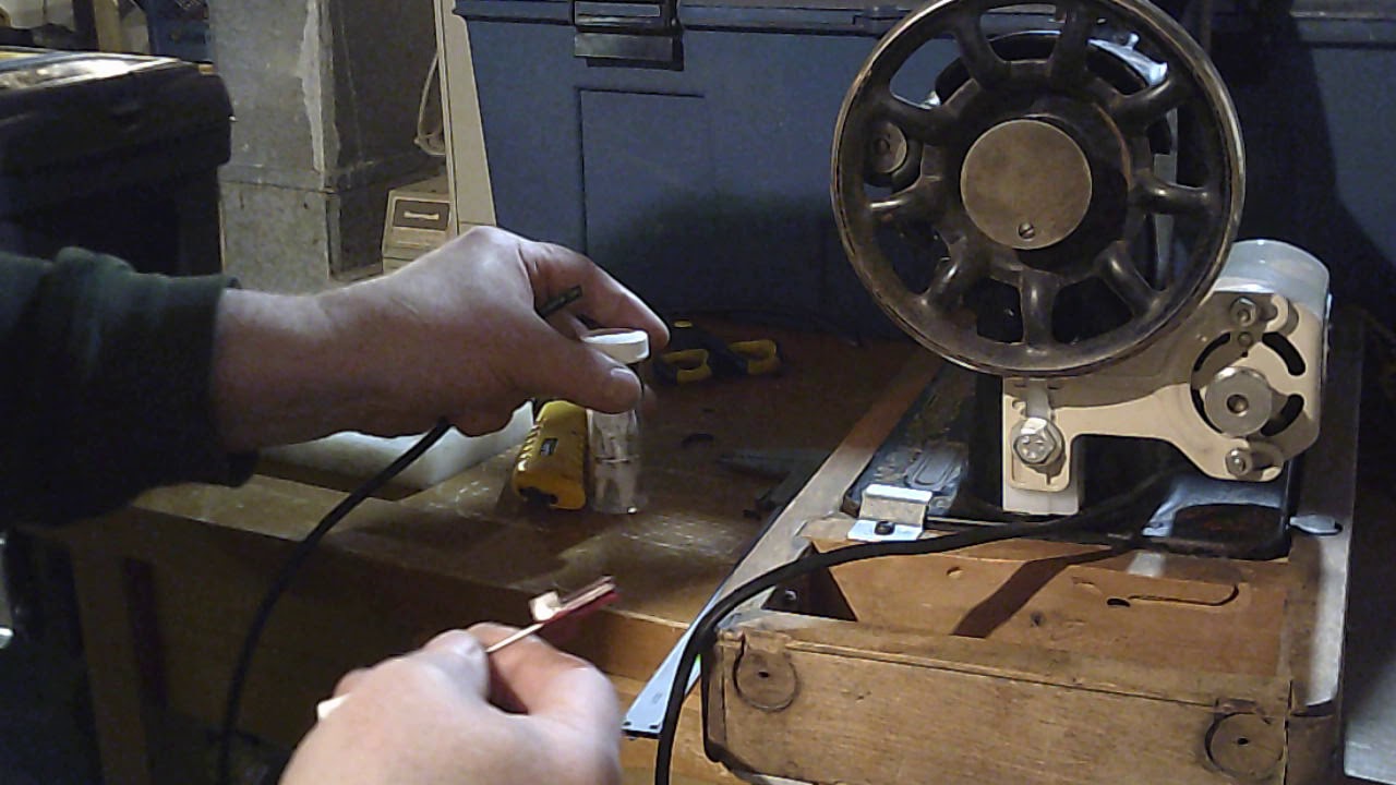 DIY sewing machine belt - YouTube