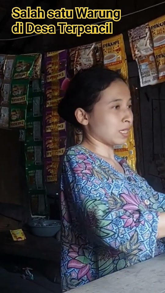 Tante cantik berdaster penjaga warung di kampung terpencil #shortvideo #shorts #viral #indonesia ...