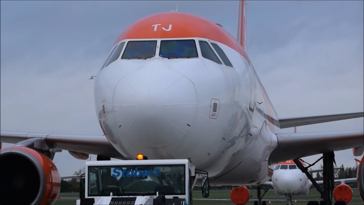 EasyJet Airbus A320 CFM56 Engine Start up at London Southend Airport ...
