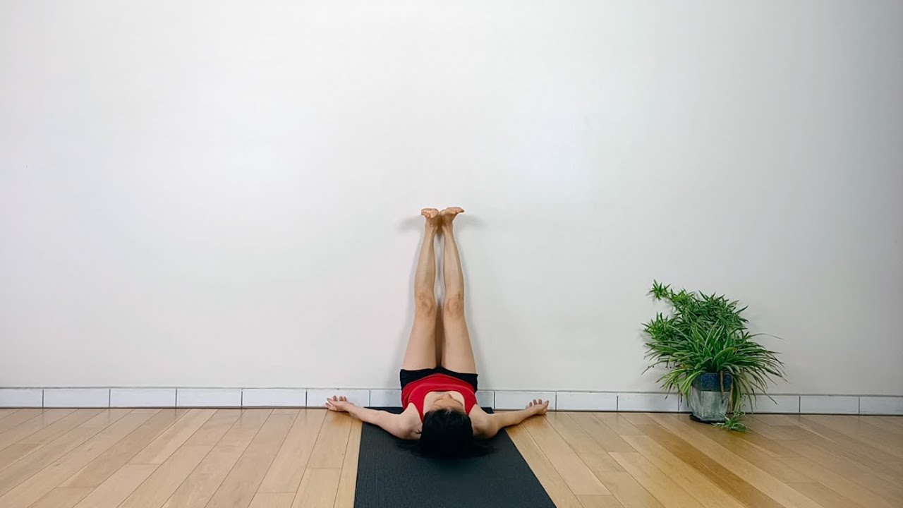 How to do Yoga Pose Leg Up The Wall Pose | Inversion Yoga | Viparita ...
