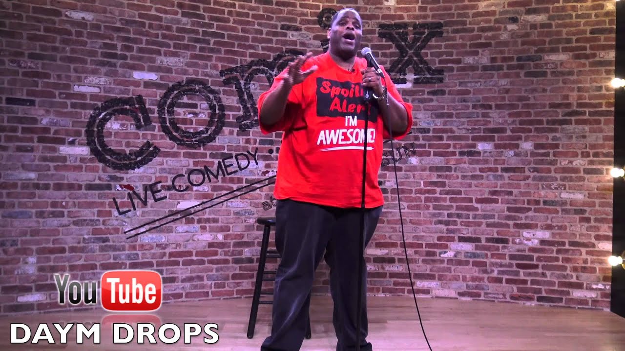 DAYM DROPS ON COMIX STAGE - YouTube