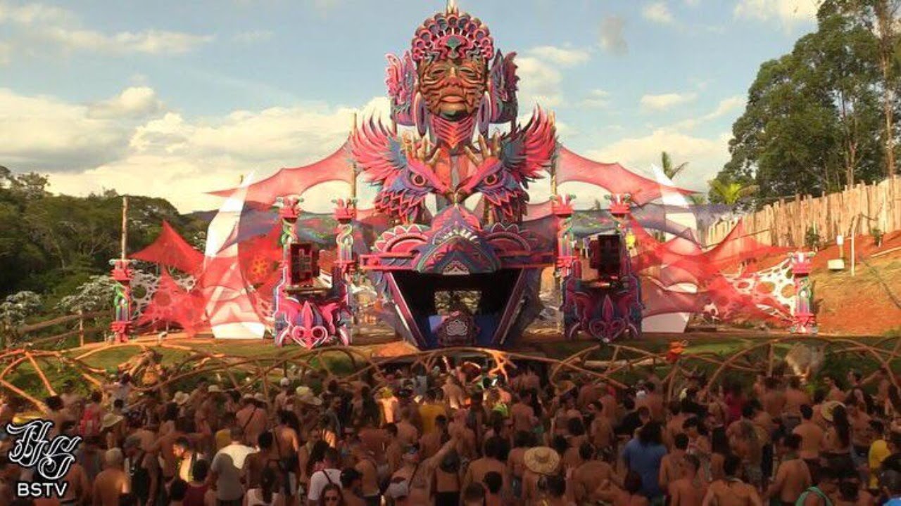 ReveillOz 19/20 em Aldeia Outro Mundo - Live BSTV - YouTube