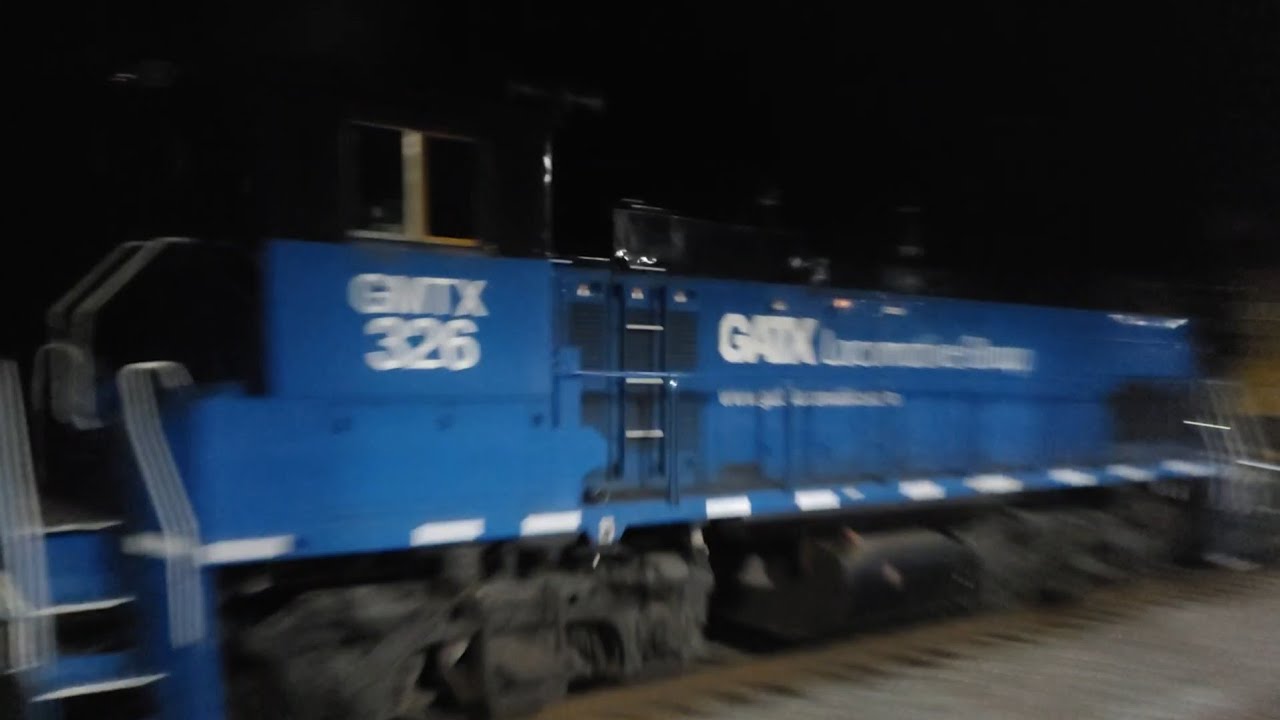 CSX M409 with an SD40-2, a GATX MP15AC switcher and a DPU at Olney Pa ...