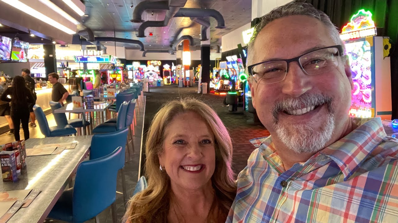 Dave And Buster's Is An Unbelievable And Fun Place - YouTube