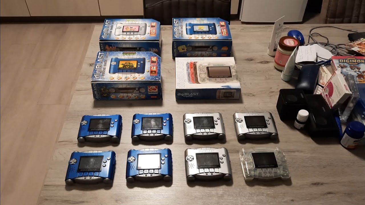 Ik heb nu al 8 Digiblast consoles verzameld en het worden er nog veel ...