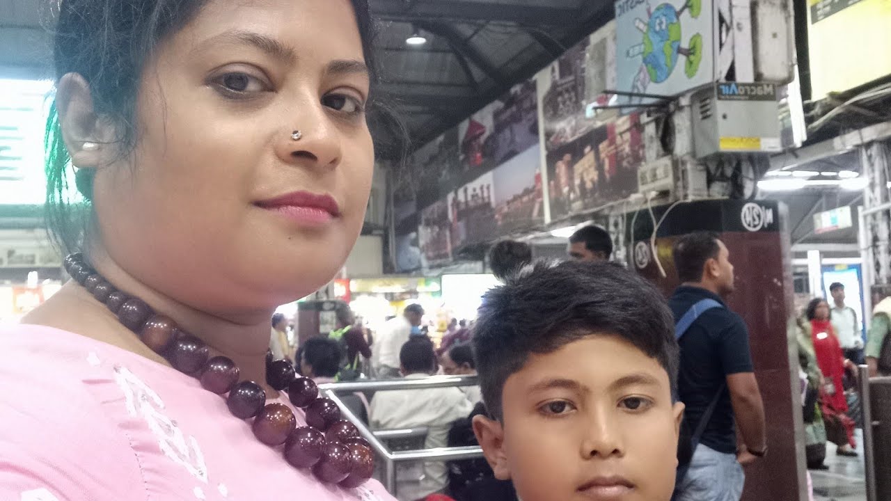 Train Mujhe Bahut Pasand Hai Indian Railway Hool Express Train Journey train-mujhe-bahut-pasand-hai-indian-railway-hool-express-train-journey