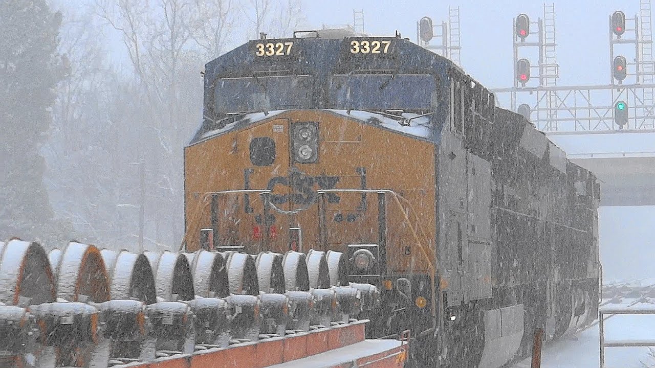 CSX Mixed Freight Train In The Snow In St Denis - YouTube
