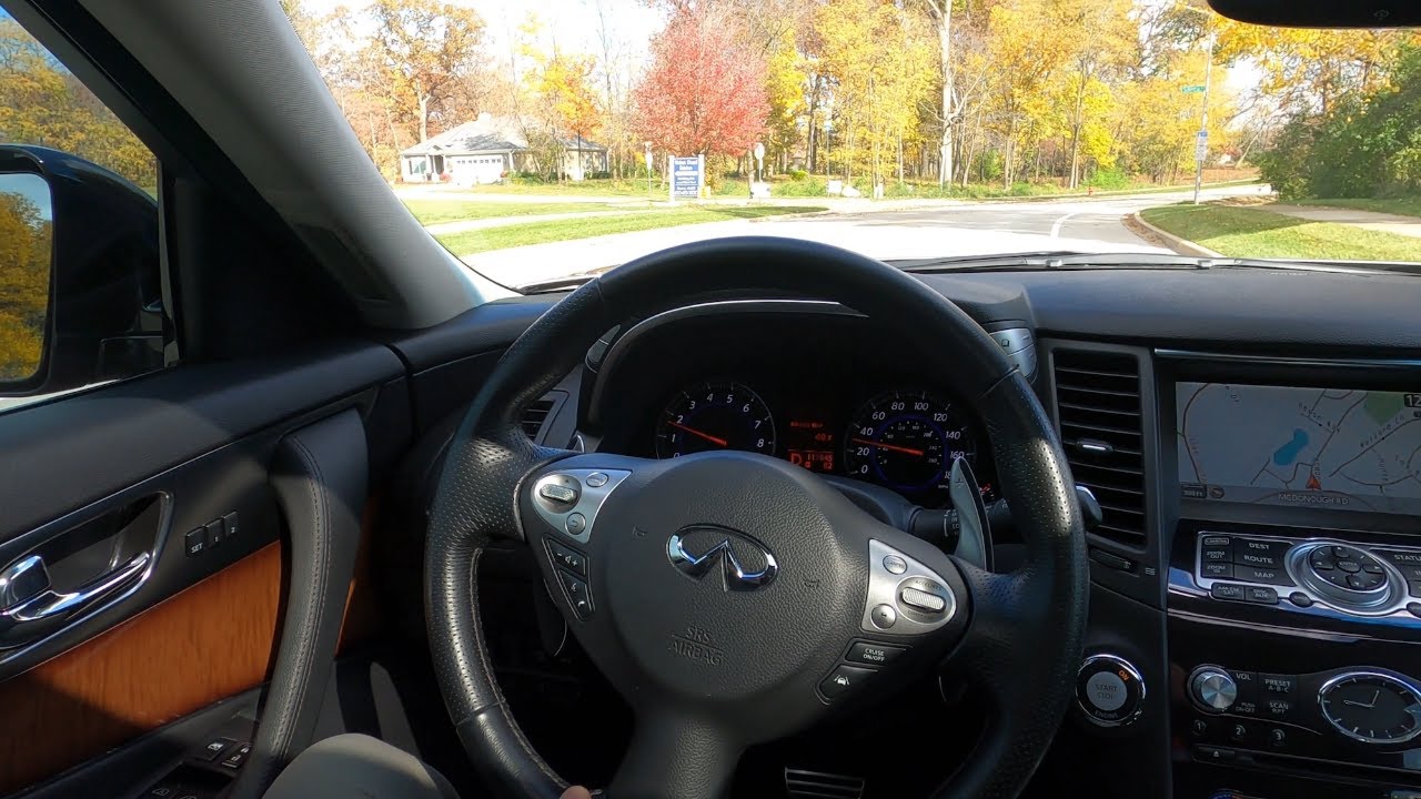2009 Infiniti FX50S Driving - YouTube