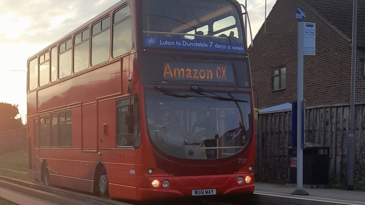 buses on the luton busway - YouTube