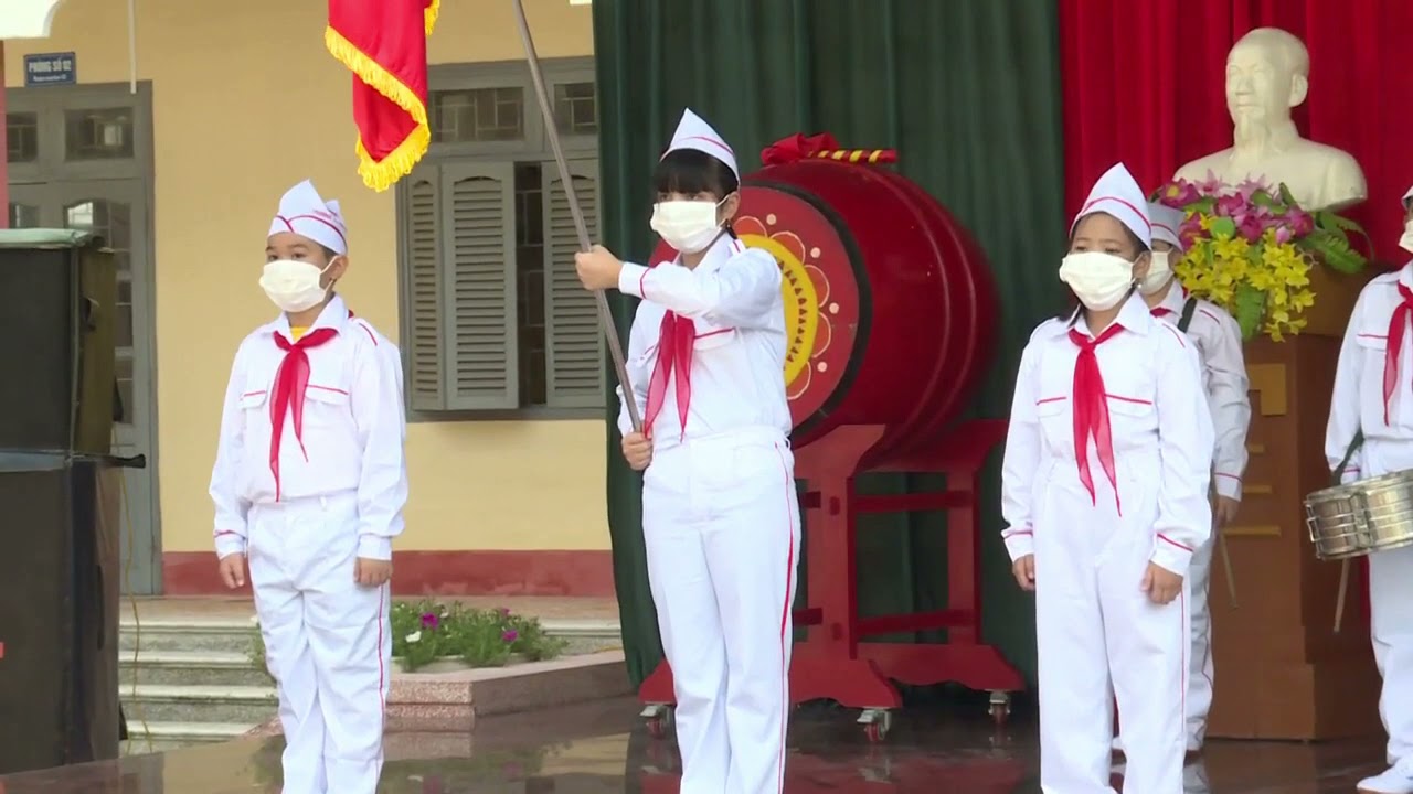 NGHI LE CHAO CO - YouTube