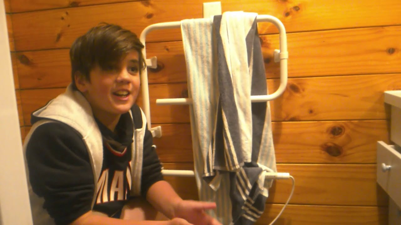 When you need to take a poo - YouTube