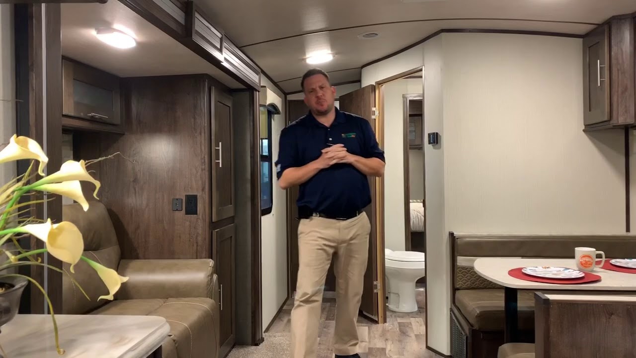 Cruiser RV and Campers Inn RV Exclusive the Embrace - YouTube
