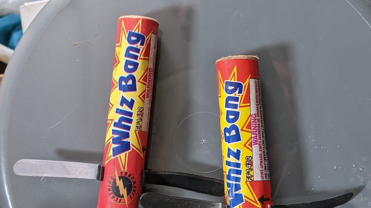 Whiz Bang x2 by Flashing Fireworks! #flashingfireworks # ...