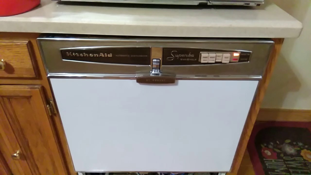 KitchenAid Kds-15 coming together - YouTube