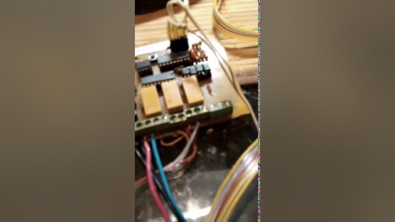 Turntable dcc decoder - YouTube