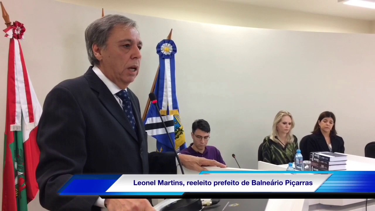Leonel José Martins, reeleito prefeito de Balneário Piçarras - YouTube