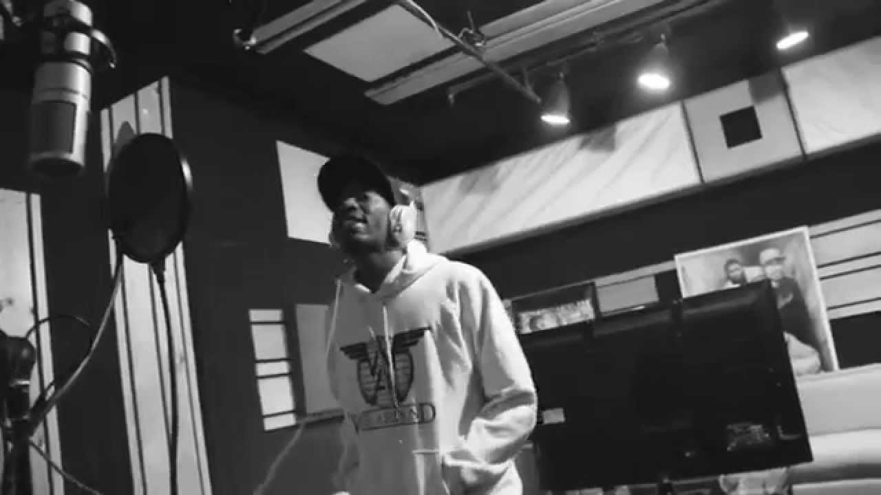 Pook Paperz,N.H, & M.I - "We Here" In Studio Performance Video - YouTube