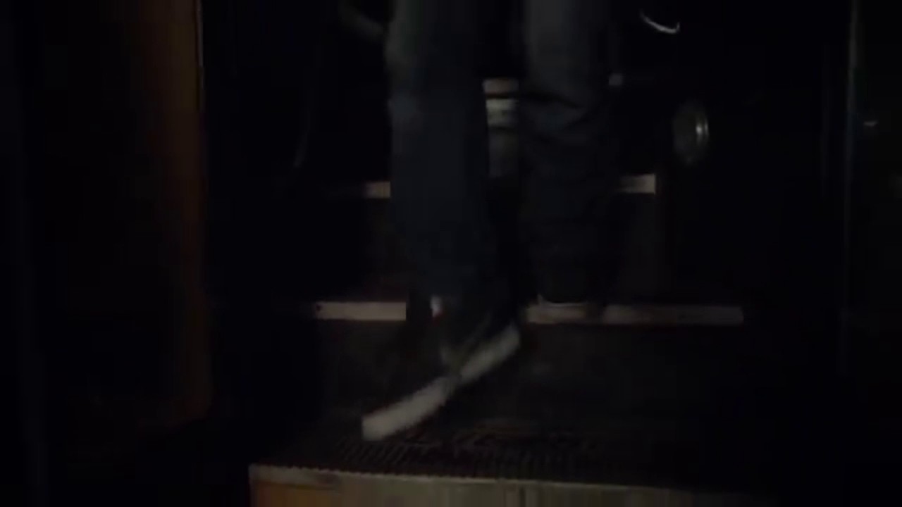 TEEN WOLF escenas (temporada 3) /sTrick Up - YouTube