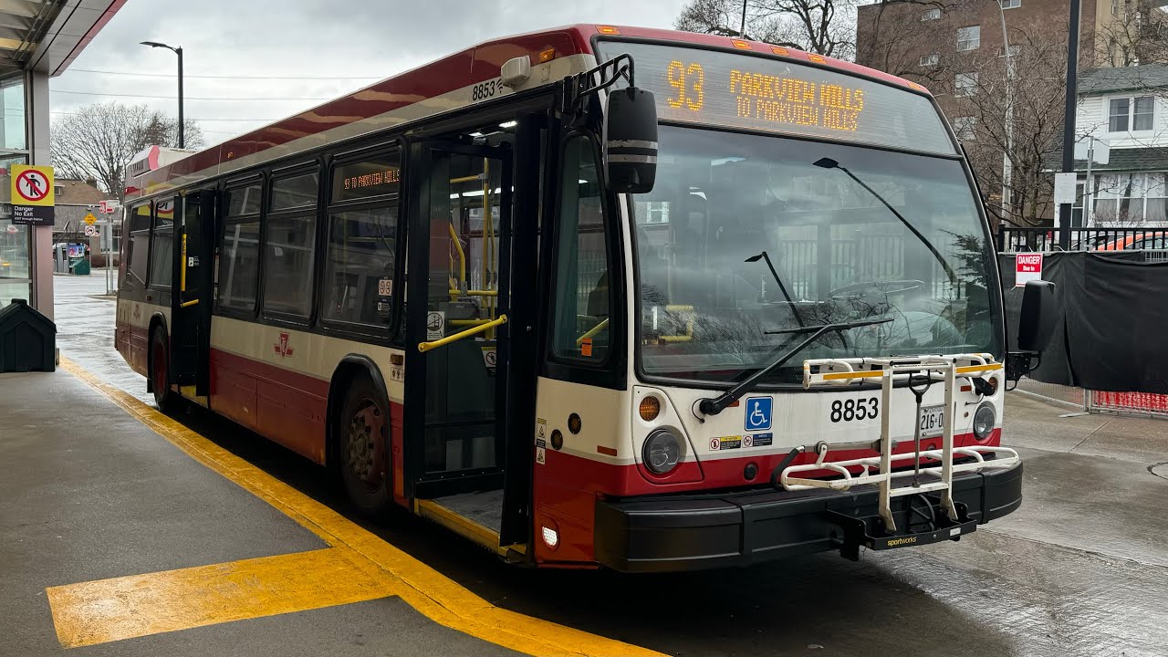 TTC - Bus Engine Startup (Nova Bus LFS 8853) - YouTube