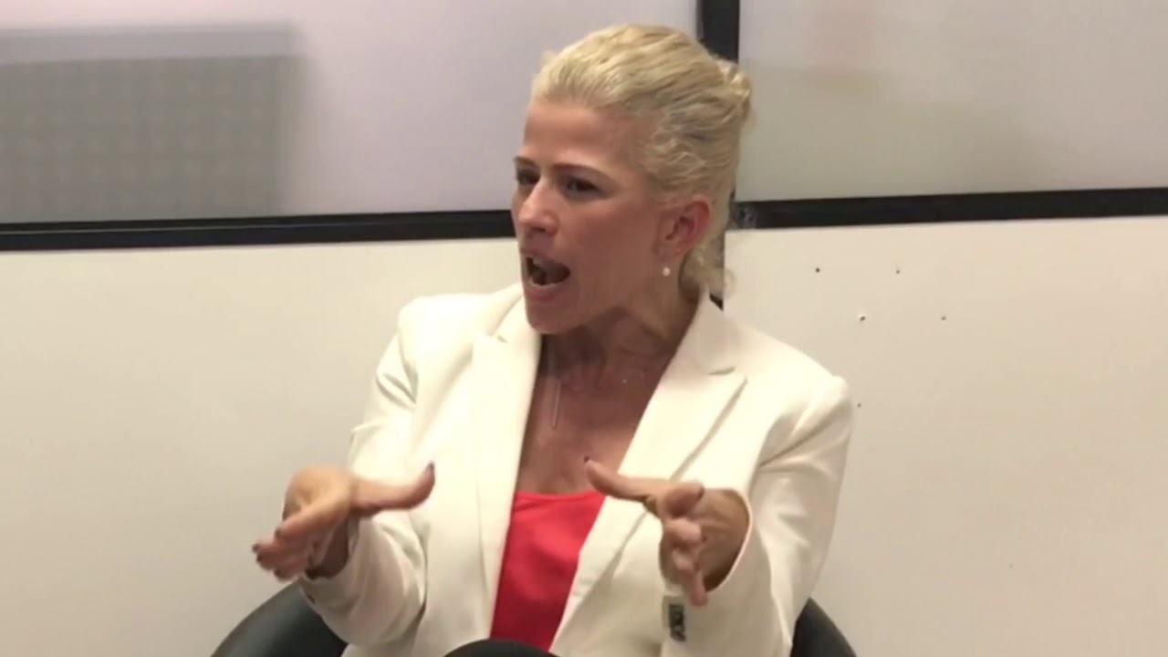 PAPO LEGAL 003, com Elizabeth Coelho - YouTube