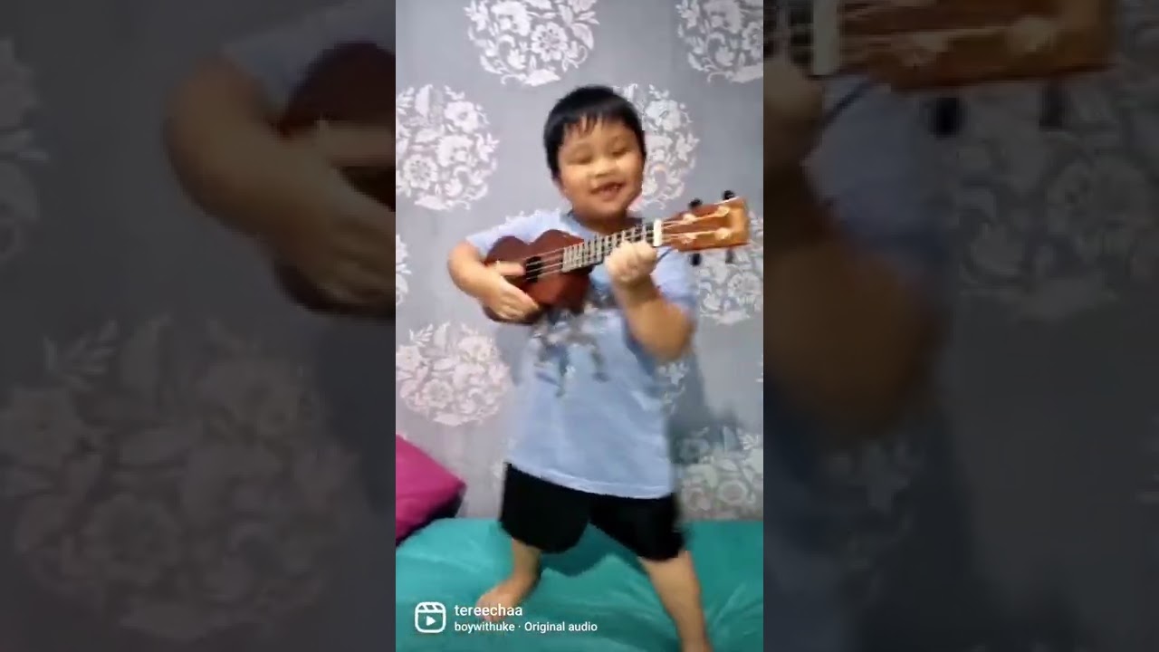 Uke Boy - YouTube