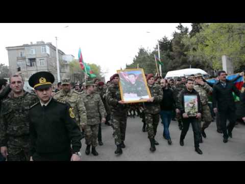 Sumqayıtlılar şəhidlərini böyük coşqu ilə dəfn etdi