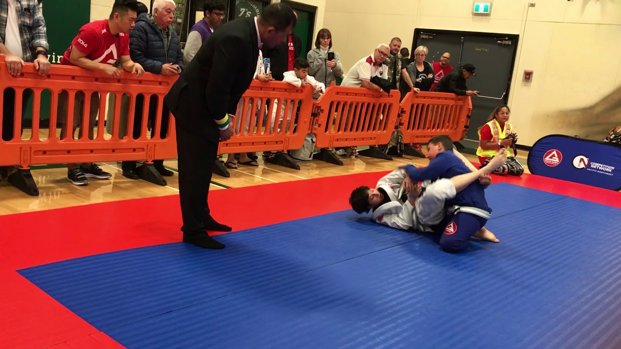 His first fight win - YouTube