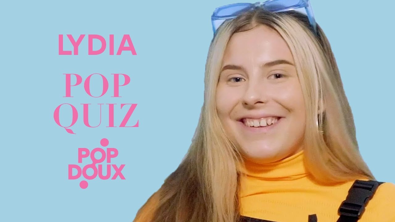 Lydia synger Disney-sange fra Frost, Løvernes Konge, Aladdin ...