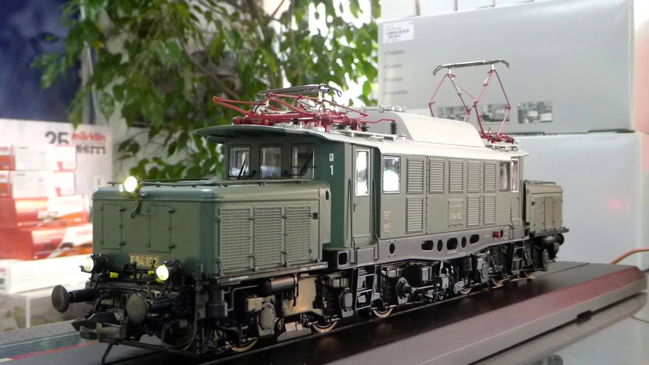Spur-0, MTH E-lok E94 in Aktion - YouTube
