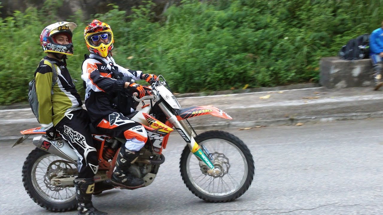 Moto HK 423 - YouTube