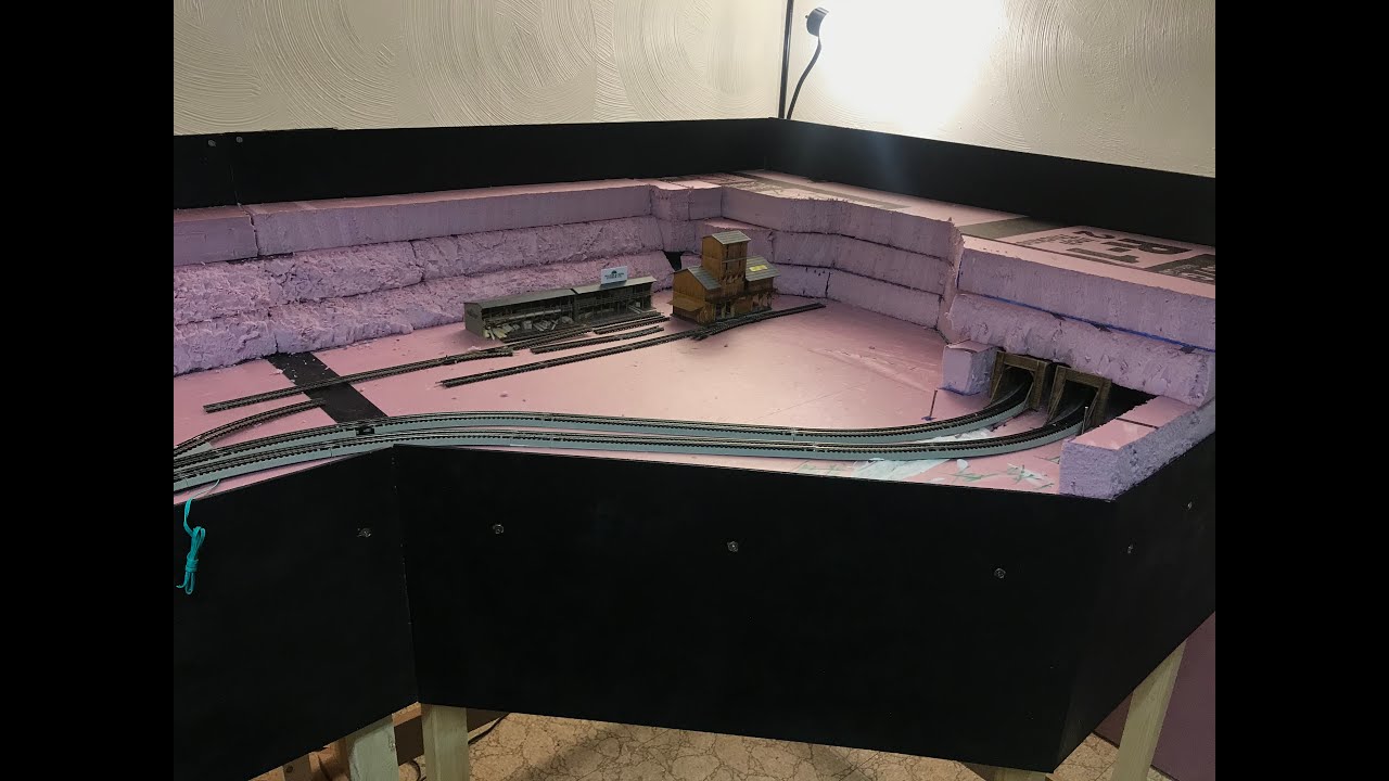 N SCALE TRAIN LAYOUT PART 7 - MAINLINES, FOAM MOUNTAINS, TUNNEL PORTALS ...
