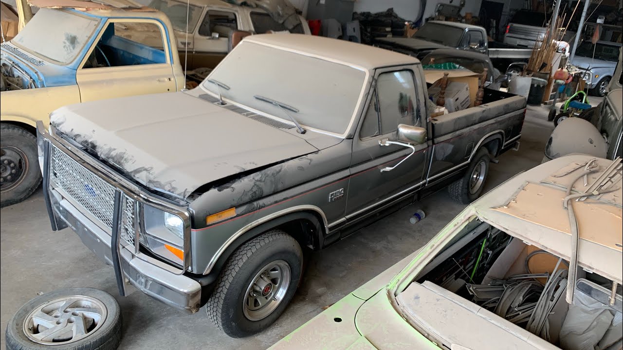 Starting our ‘86 Ford F-150! It’s been sitting for 15 Years! - YouTube