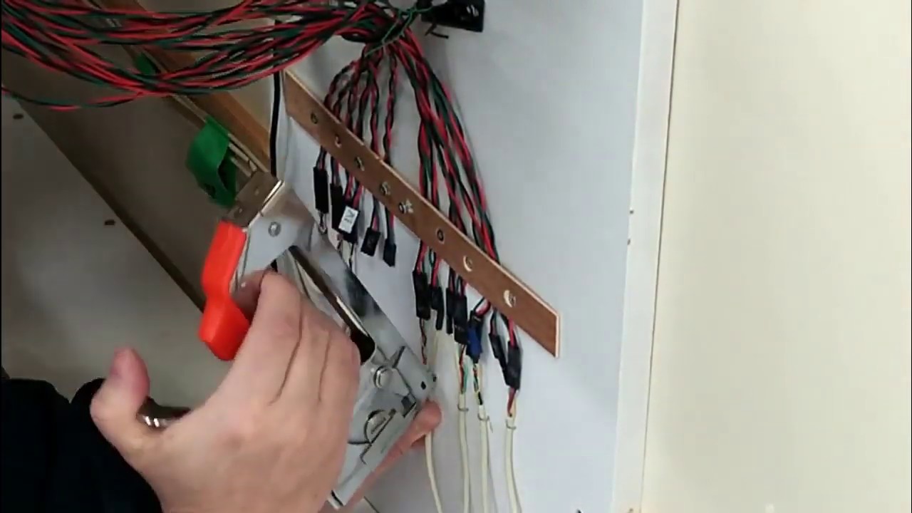 Dust collector automatic system (Part 11 = Wiring connection to servo ...